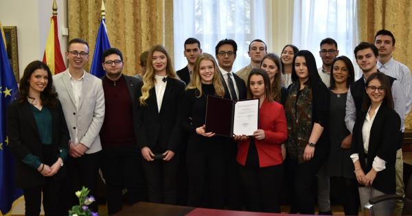 Студенти од Правниот факултет „Јустинијан Први“ во посета на Кабинетот
